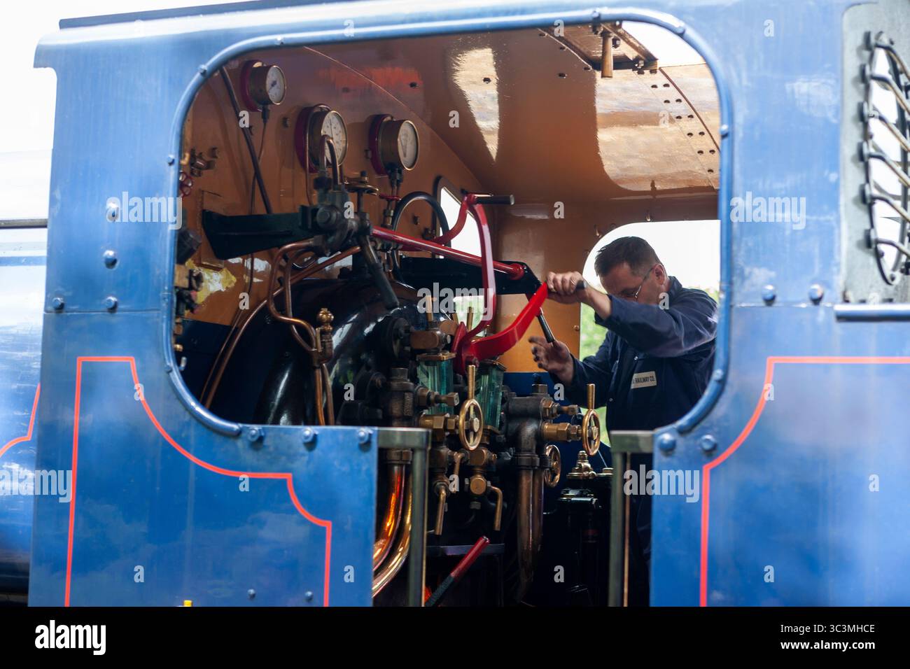 Steam locomotive cab hi-res stock photography and images - Alamy