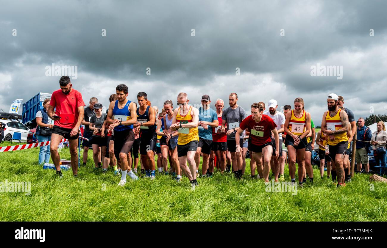 The Red Hose Race - an annual cross country race held in Carnwath ...