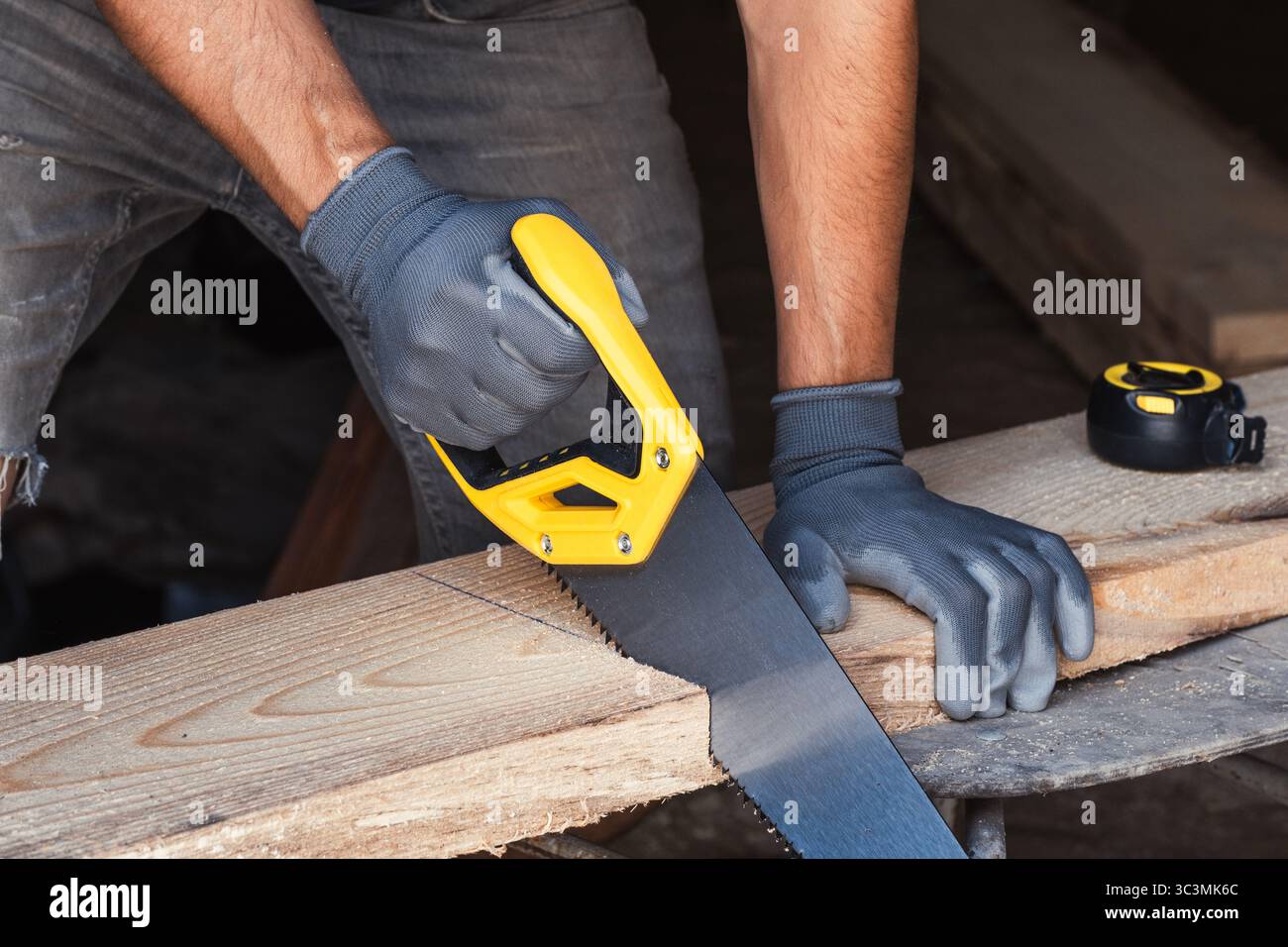 Carpenter saws in woodworking hi-res stock photography and images - Alamy
