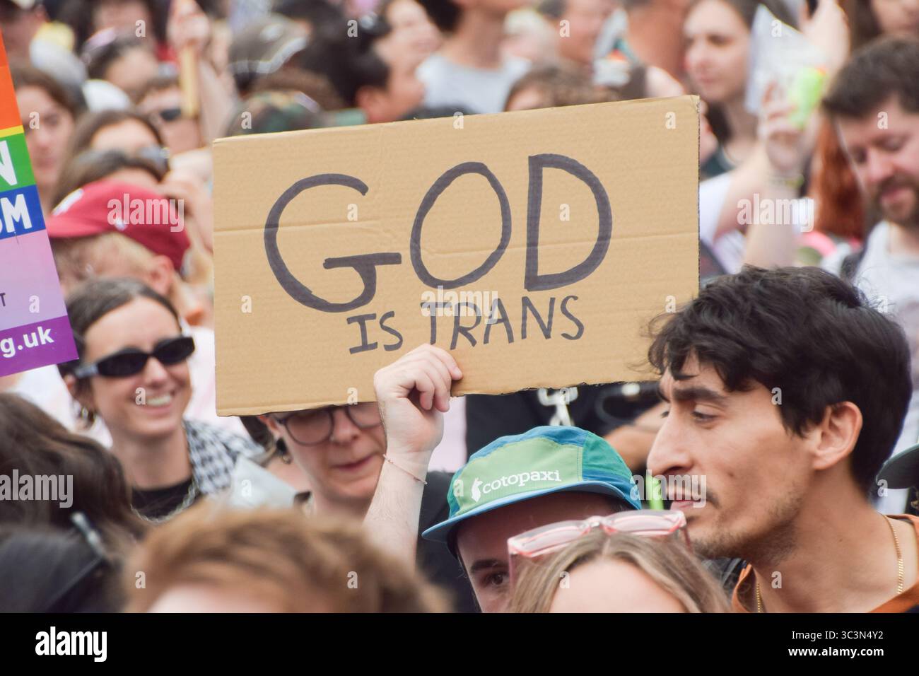 July 26, 2025, London, England, United Kingdom: A participant holds a ...
