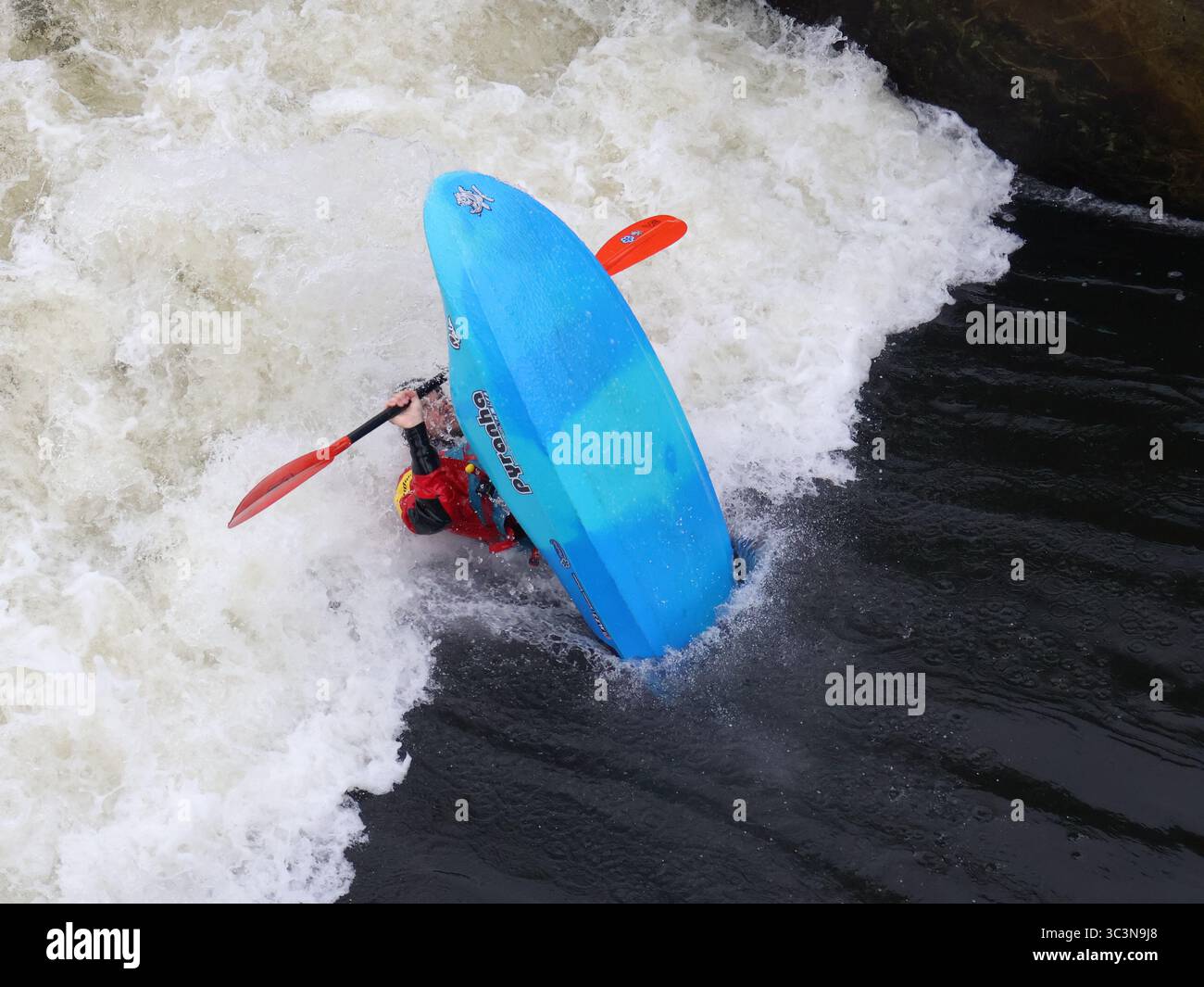 Blue pyranha play boat hi-res stock photography and images - Alamy