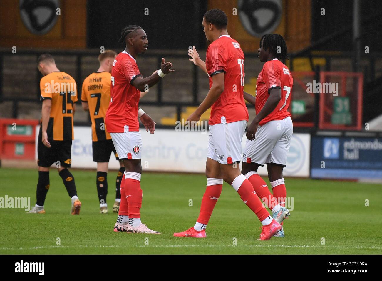Cambridge, England. 26th Jul 2025. Miles Leaburn celebrates after ...