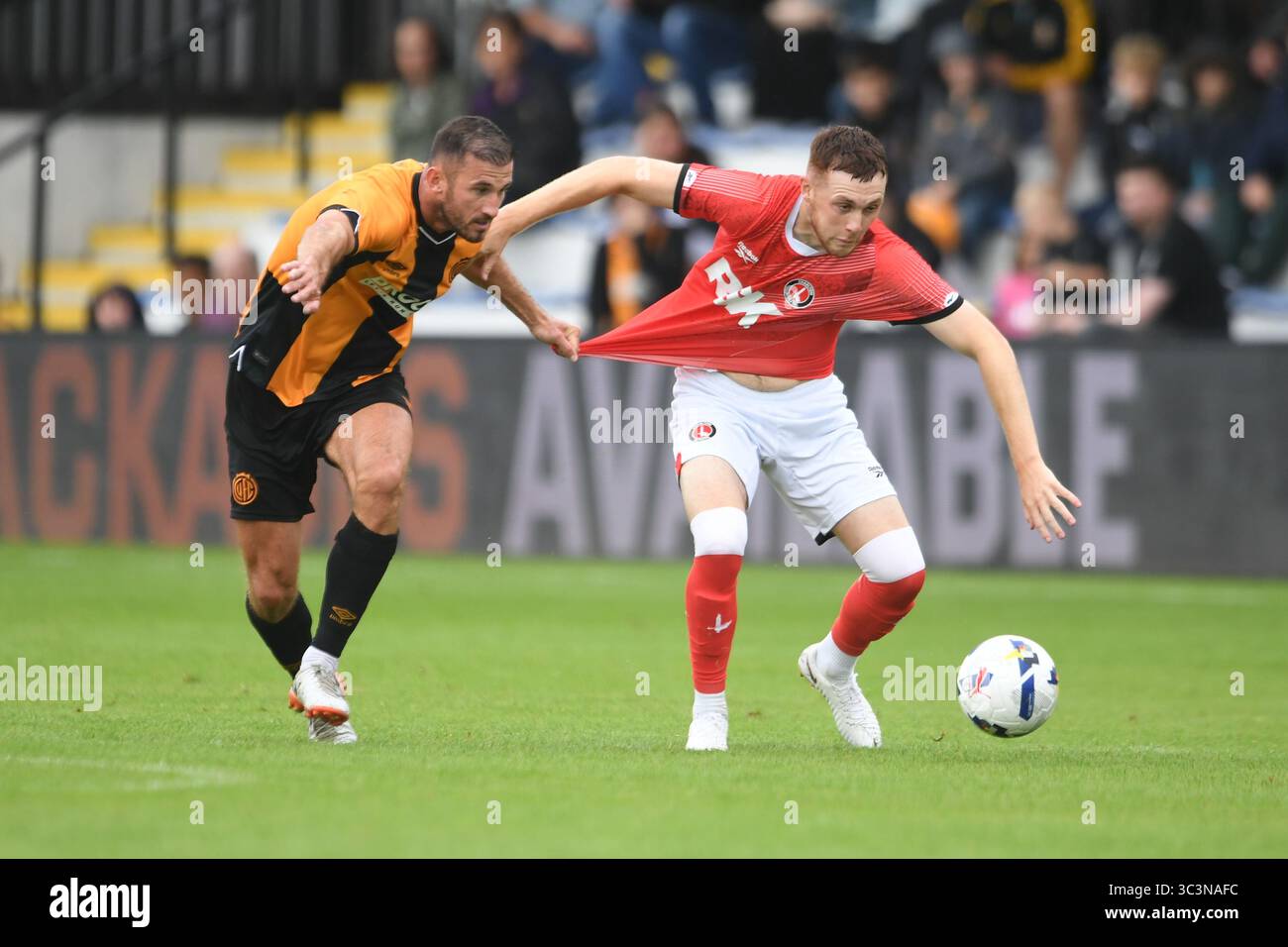 Cambridge, England. 26th Jul 2025. Sonny Carey during the pre-season ...