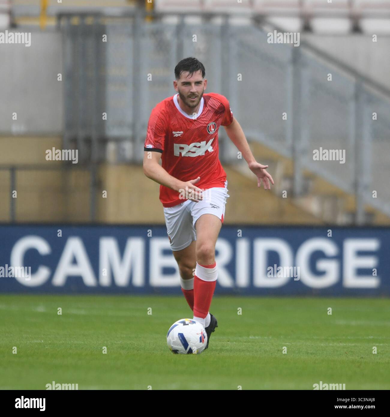 Cambridge, England. 26th Jul 2025. Joe Rankin-Costello during the pre ...