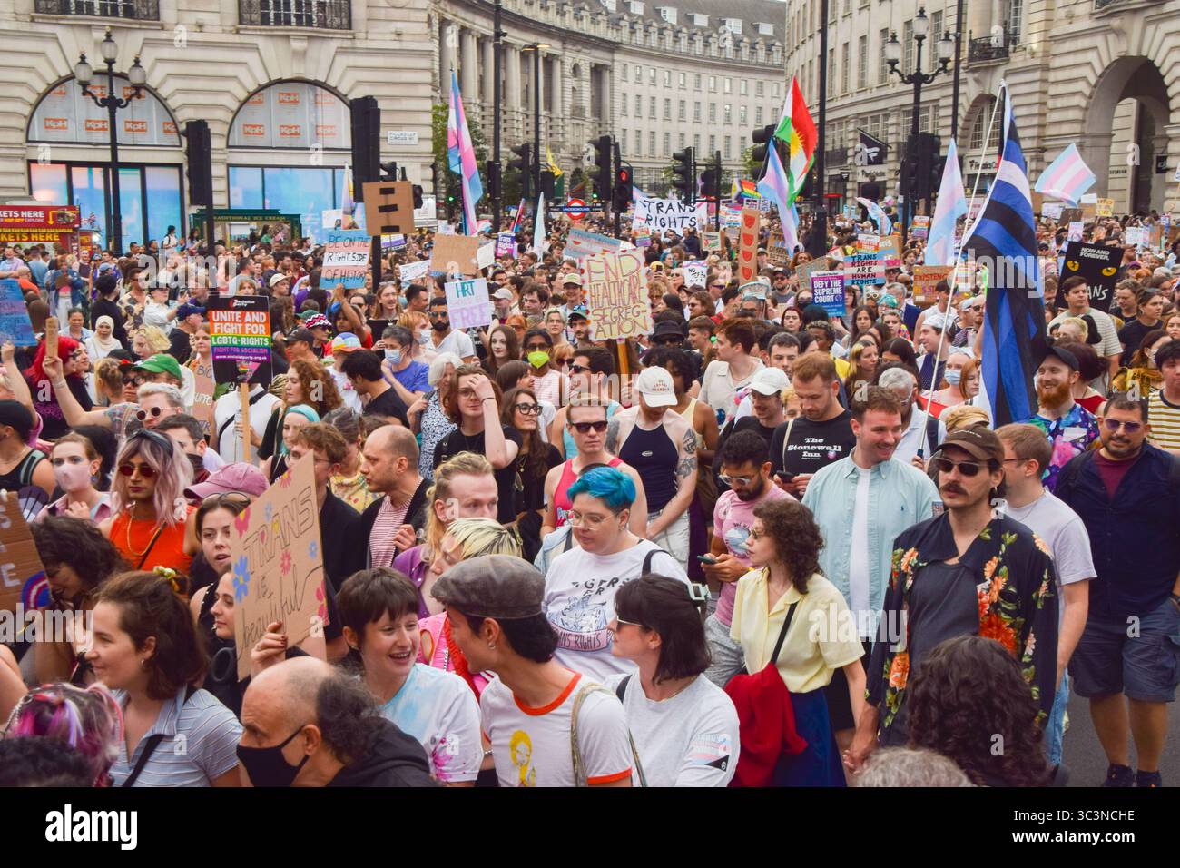 London, UK. 26th July 2025. Participants pass through Piccadilly Circus ...