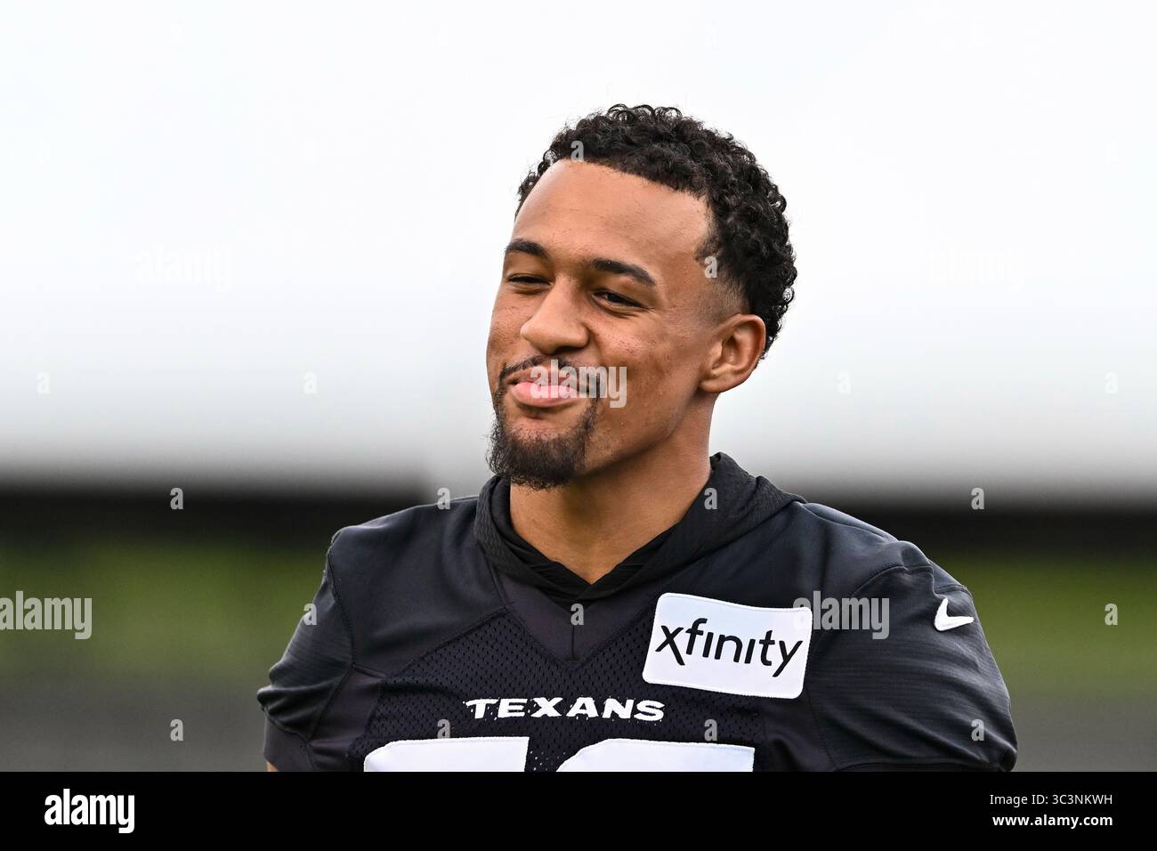 Houston Texans wide receiver Johnny Johnson III (88) walks in prior to ...