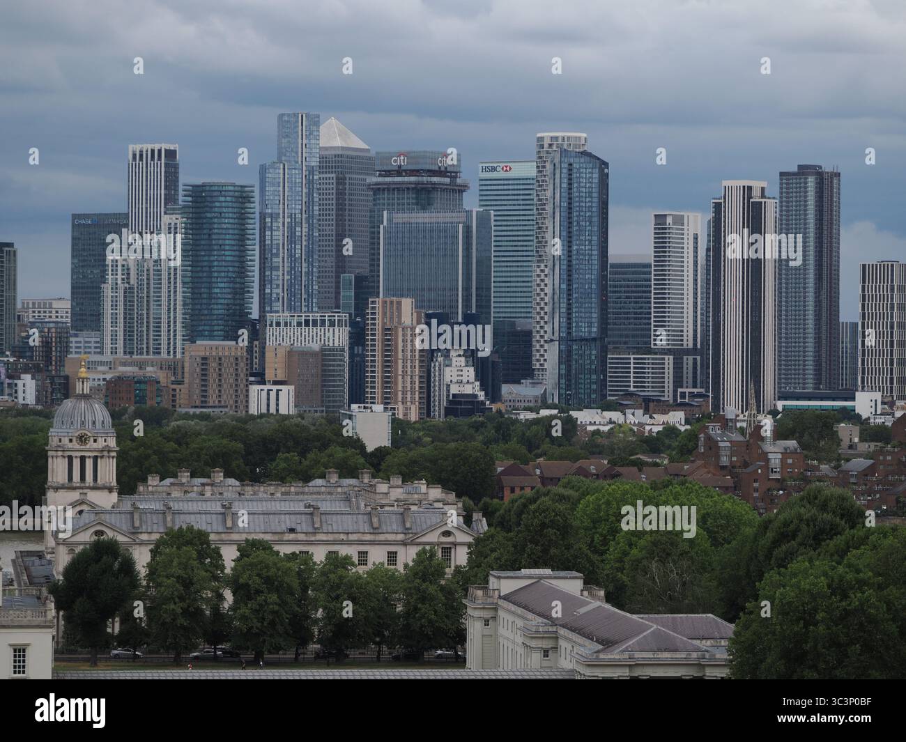 Greenwich, London, UK. 26th July, 2025. UK Weather: overcast skies ...
