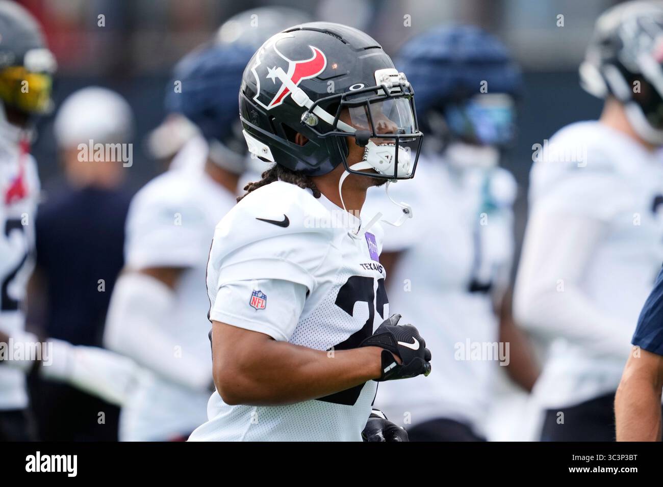 Houston Texans cornerback Myles Bryant (27) works out during Back ...