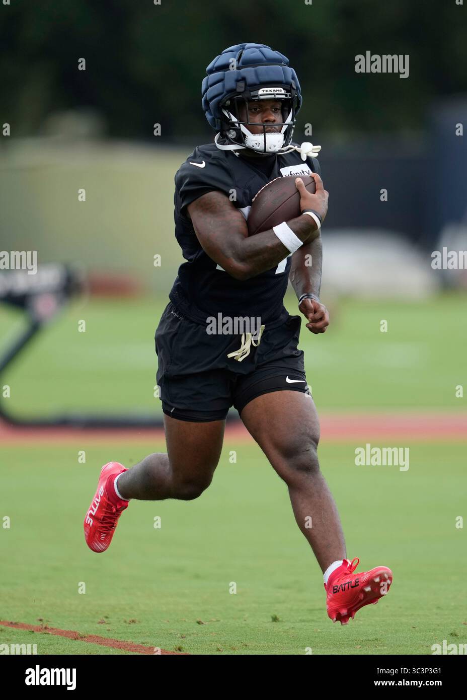 Houston Texans running back British Brooks (44) works out during Back ...
