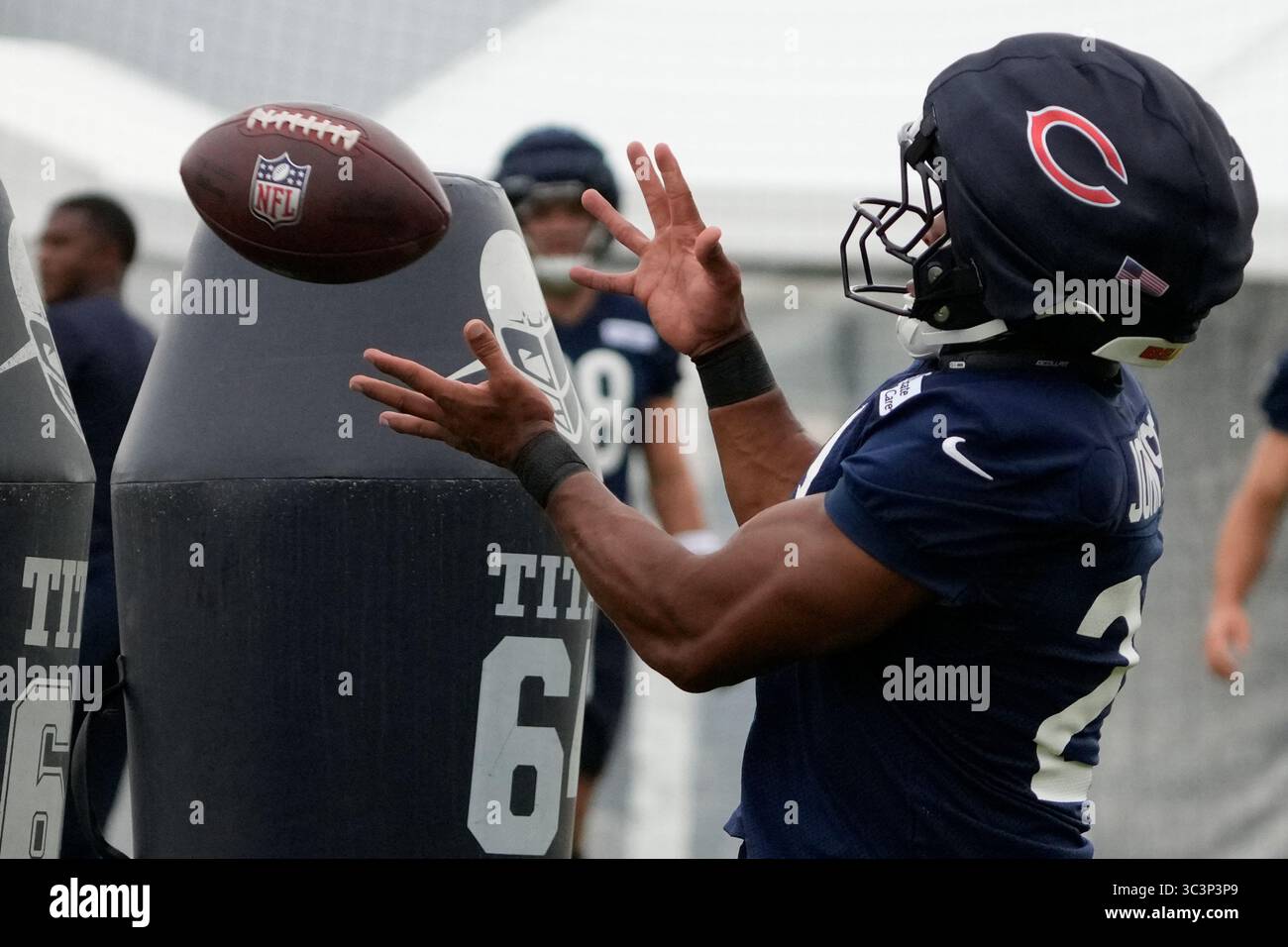 Chicago Bears running back Roschon Johnson (23) practices during Back ...
