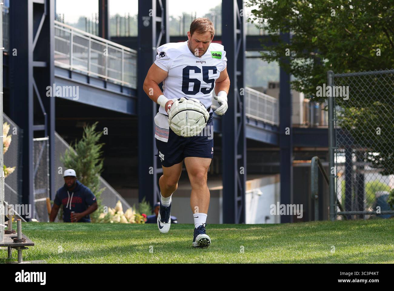 Garrett bradbury patriots hi-res stock photography and images - Alamy