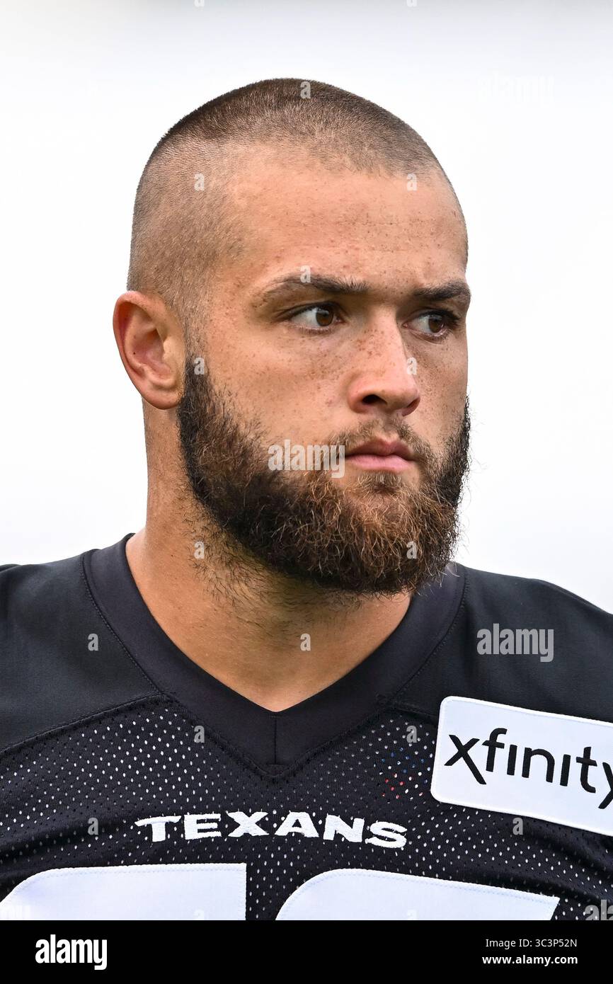 Houston Texans tight end Cade Stover (87) walks in prior to the team's ...