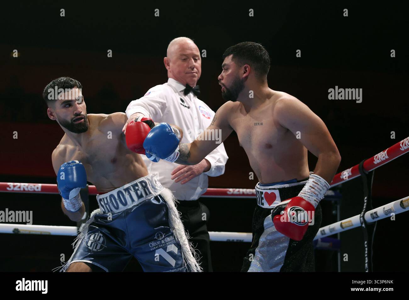 Hassan Ishaq (left) and Brandon Gallardo Vargas during their super ...