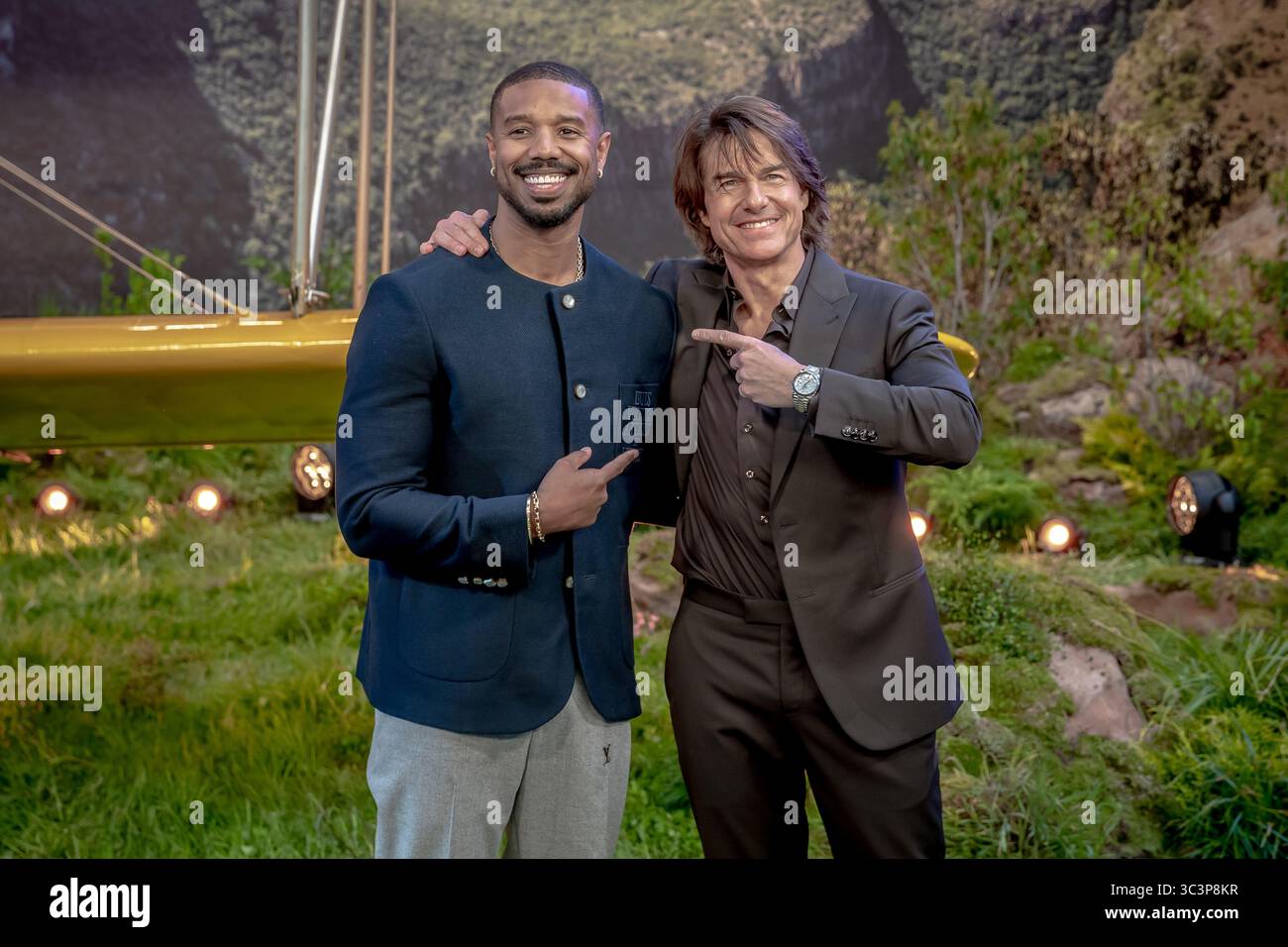 Tom cruise 2025 hi-res stock photography and images - Alamy