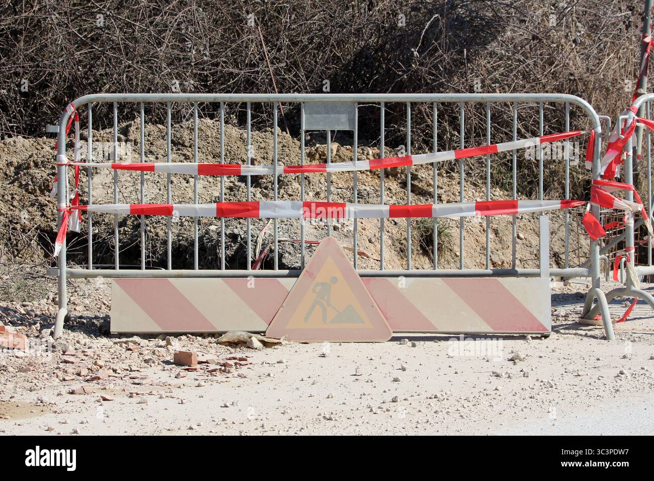 Caution tape blocks street hi-res stock photography and images - Alamy