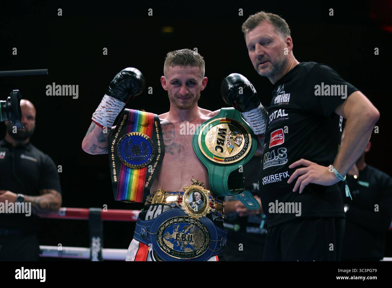 Ryan Garner poses for a photo after beating Reece Bellotti in their ...