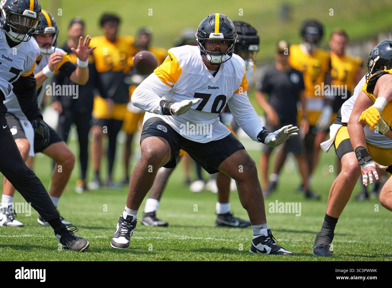 Pittsburgh Steelers guard Steven Jones (79) during practice at the NFL ...