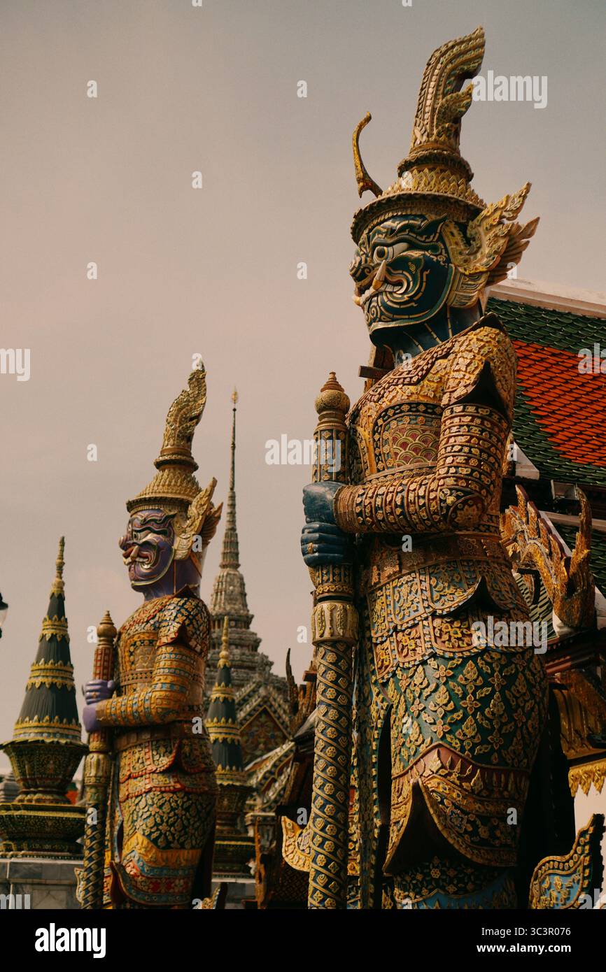Colorful yaksha guardian statues hi-res stock photography and images ...