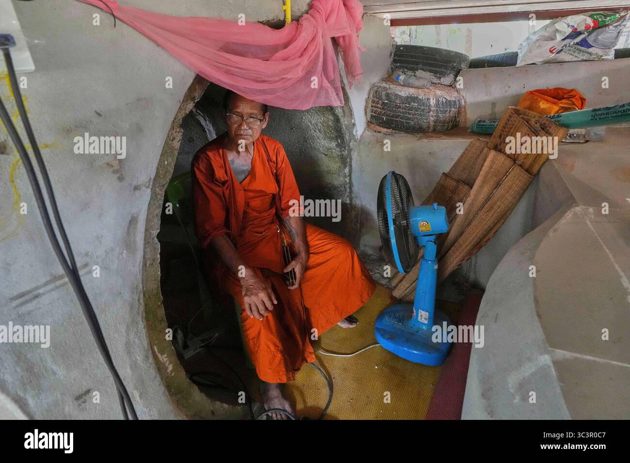 Abbot Phut Analayo, who fled clashes between Thai and Cambodian ...