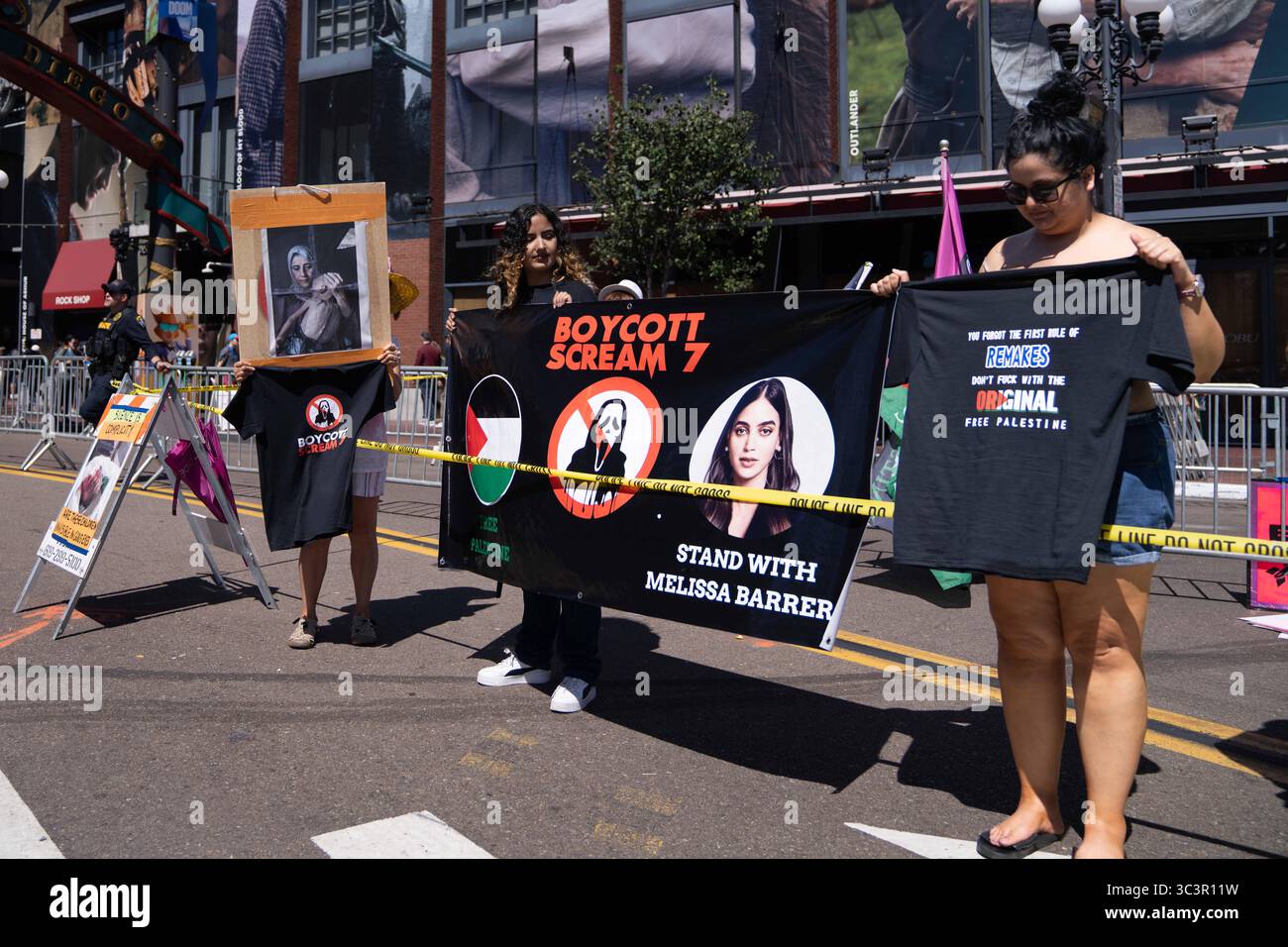 Protesters outside the San Diego Convention Center during Comic-Con ...