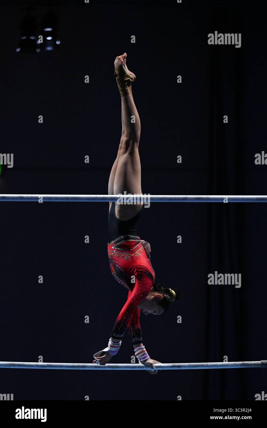 (250727) -- ESSEN, July 27, 2025 (Xinhua) -- Yang Fanyuwei of China ...