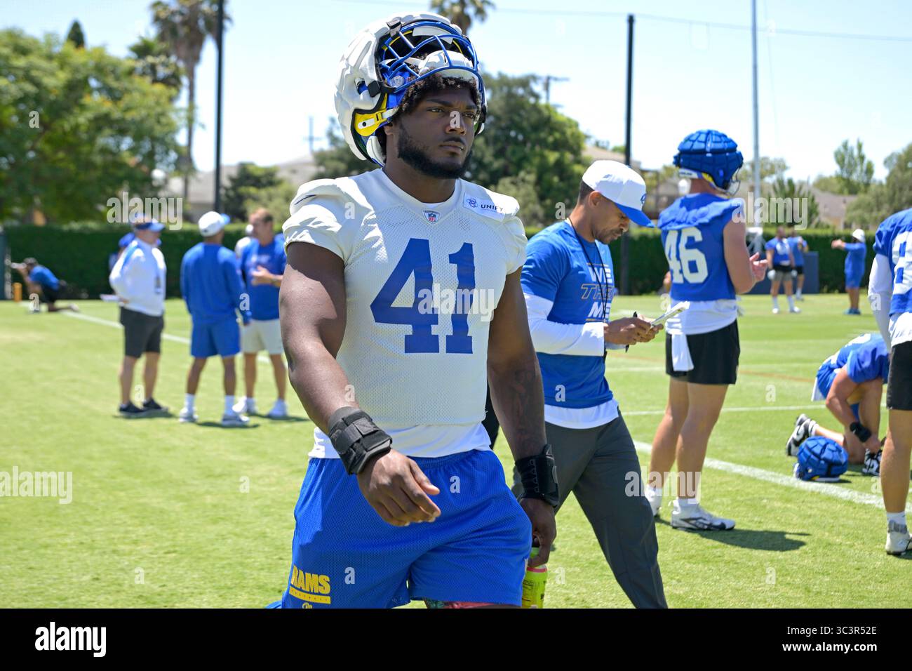Los Angeles Rams linebacker Josaiah Stewart during NFL football ...