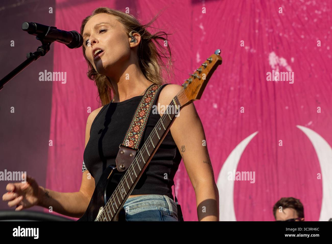 Fredrikstad, Norway. 26th, July 2025. The Norwegian singer and ...