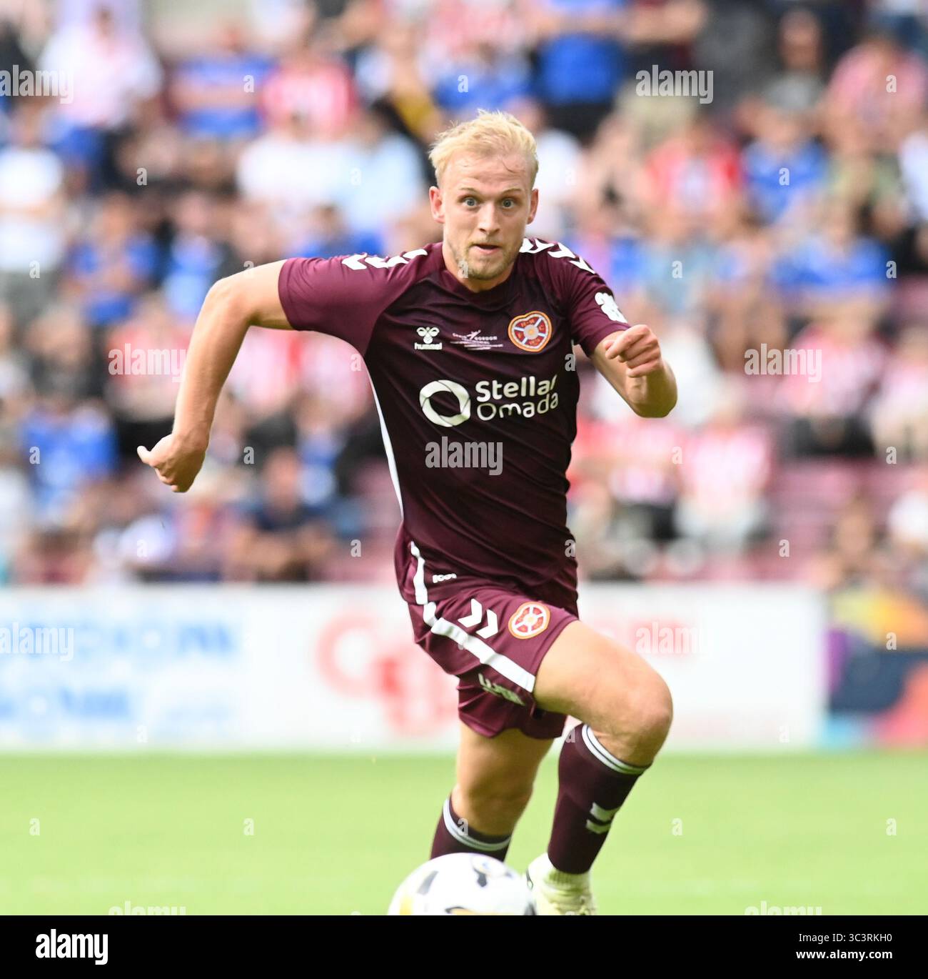 Harry milne of hearts hi-res stock photography and images - Alamy