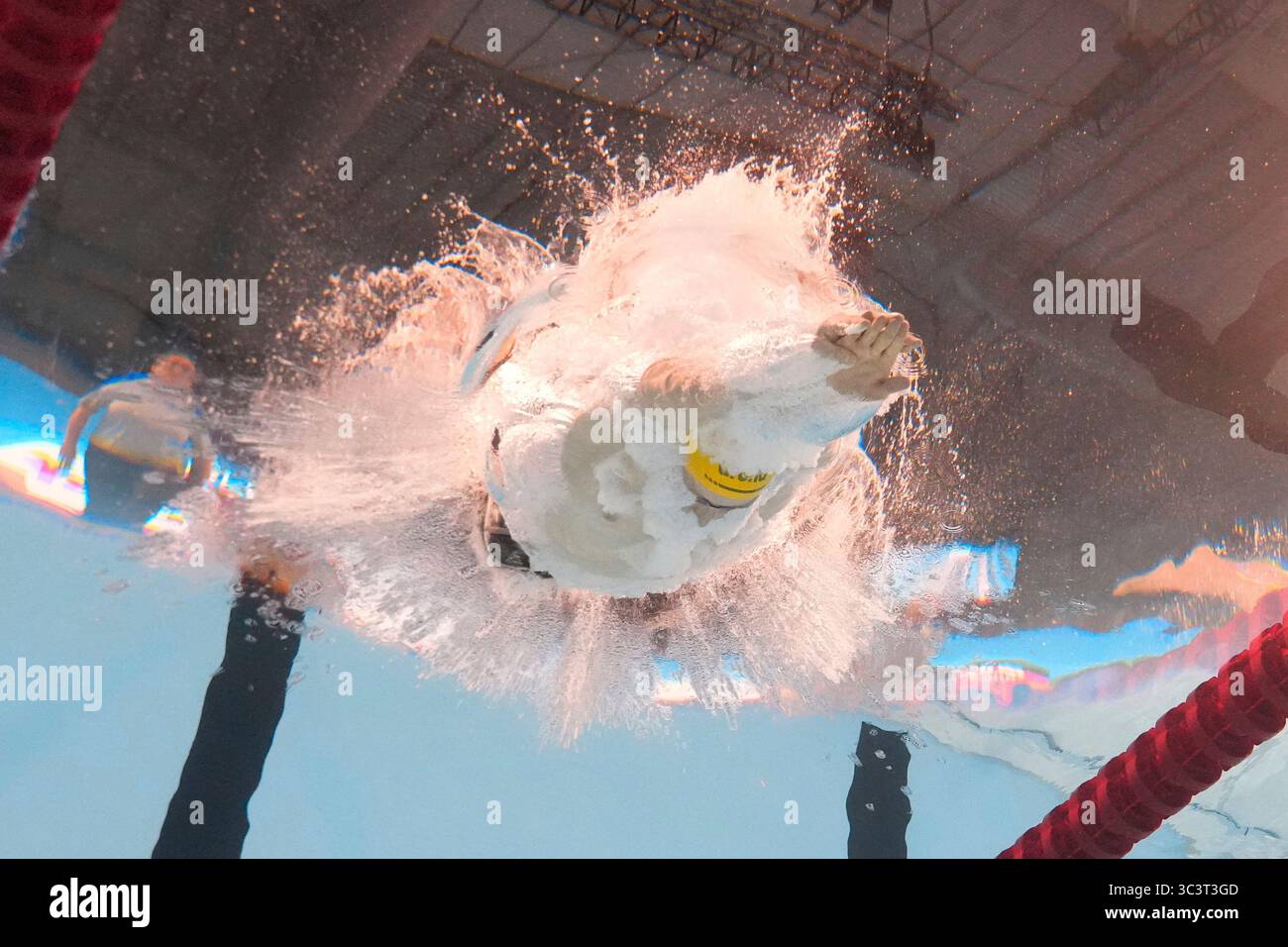 Samuel Short of Australia competes in the men's 400-meter freestyle ...