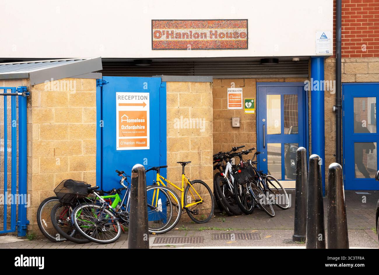 Homeless oxfordshires o hanlon house hi-res stock photography and ...