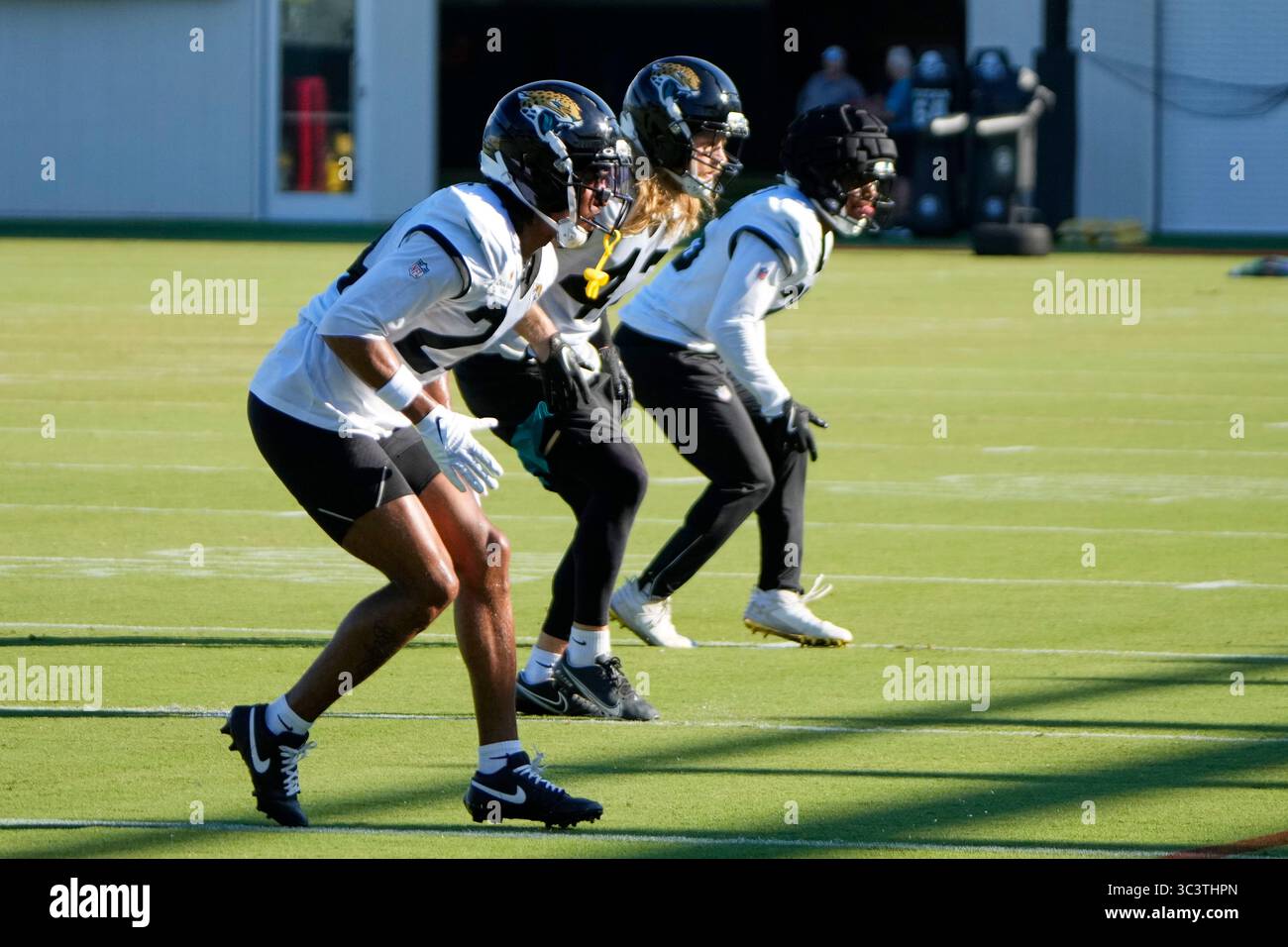 Jacksonville Jaguars defensive players, from left, cornerback De'Antre ...