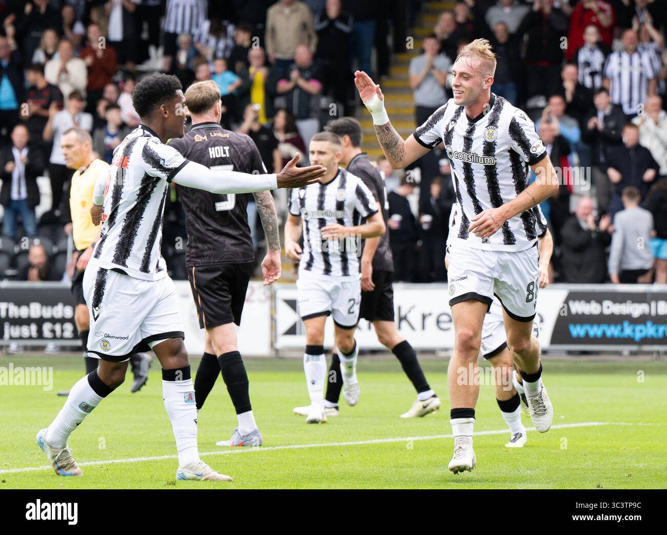 PAISLEY, SCOTLAND - July 27: St Mirren's Killian Phillips (R ...
