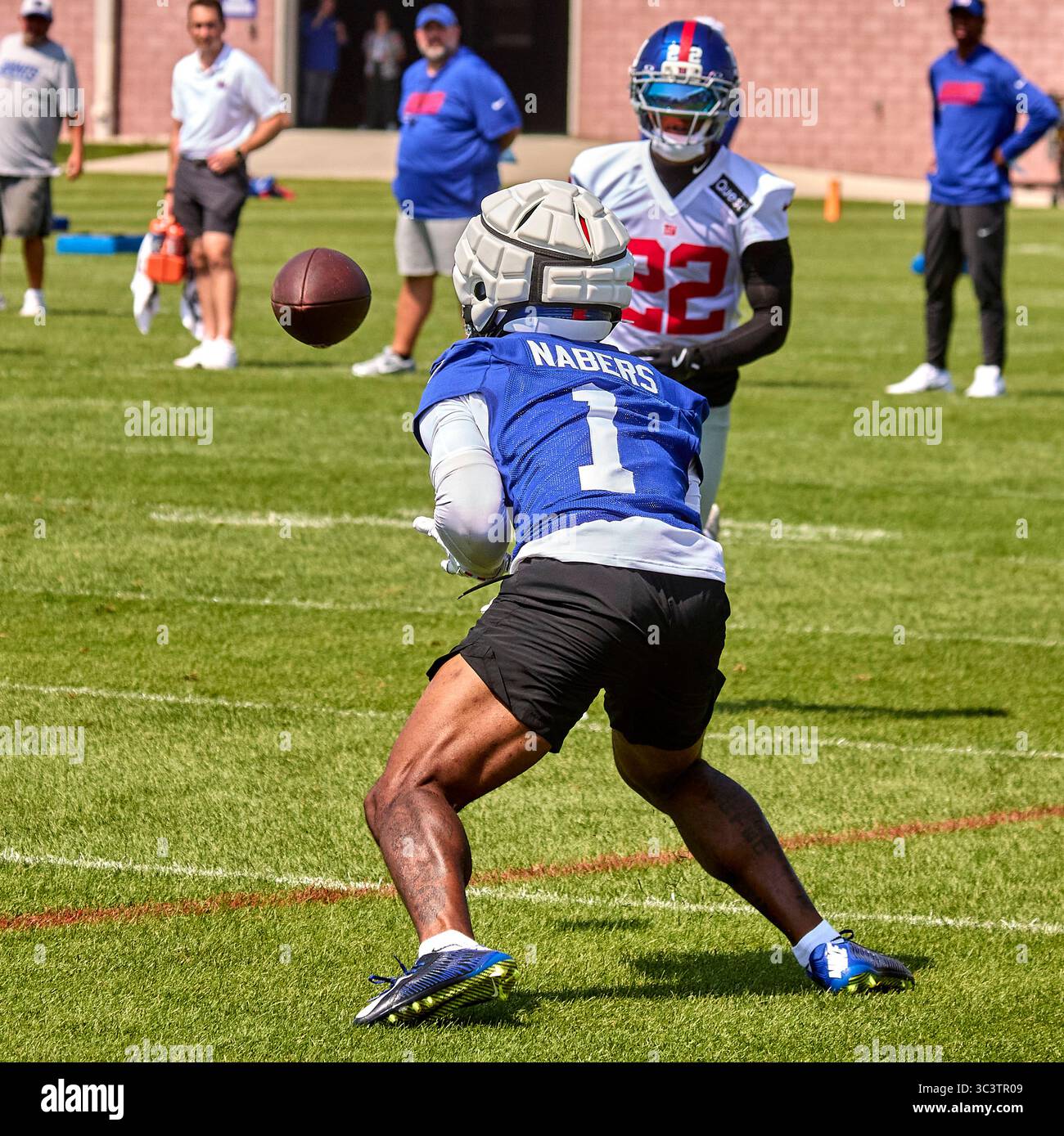 New York Giants wide receiver Malik Nabers (1) makes a catch during training camp at the Quest ...