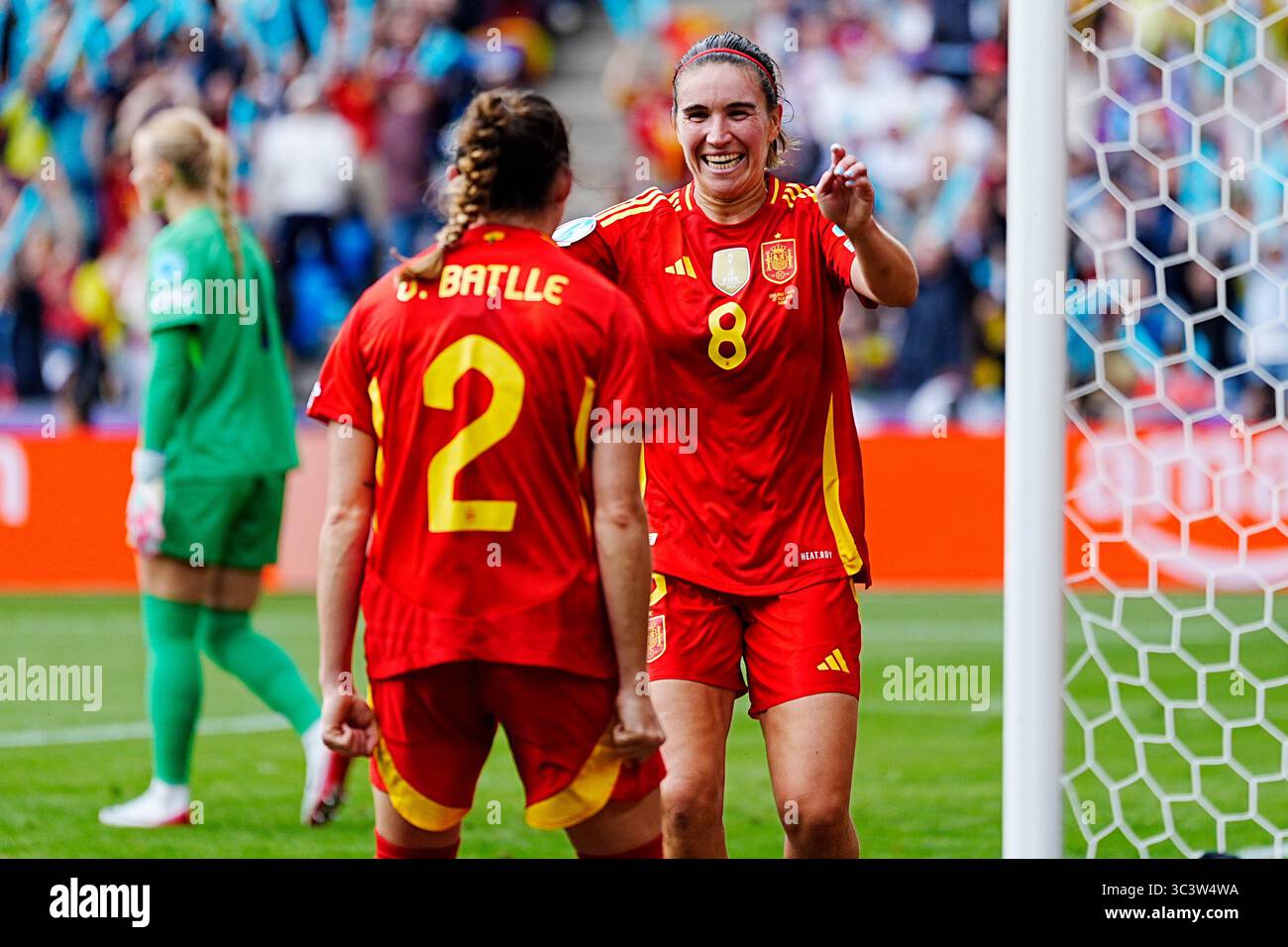 Spain's Mariona Caldentey celebrates scoring their side's first goal of ...
