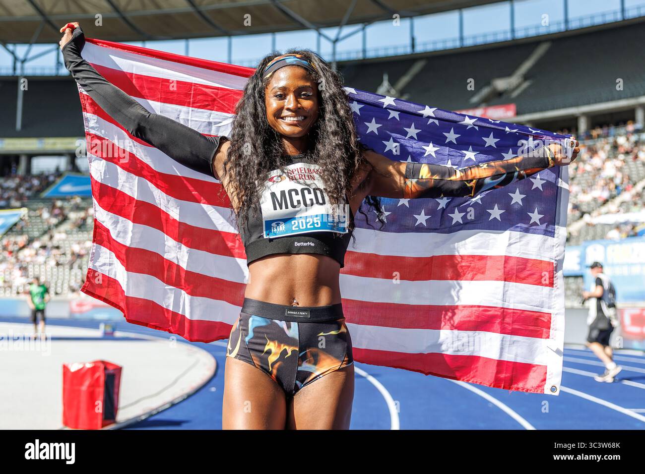 27 July 2025, Berlin: Athletics: Meeting, ISTAF, Decision, 100 m, Women ...