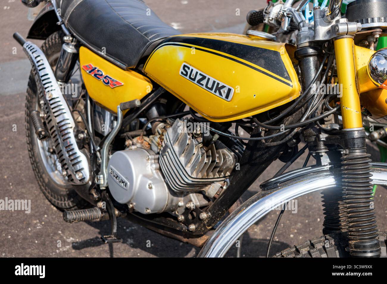 Steam gathering 2025 hi-res stock photography and images - Alamy