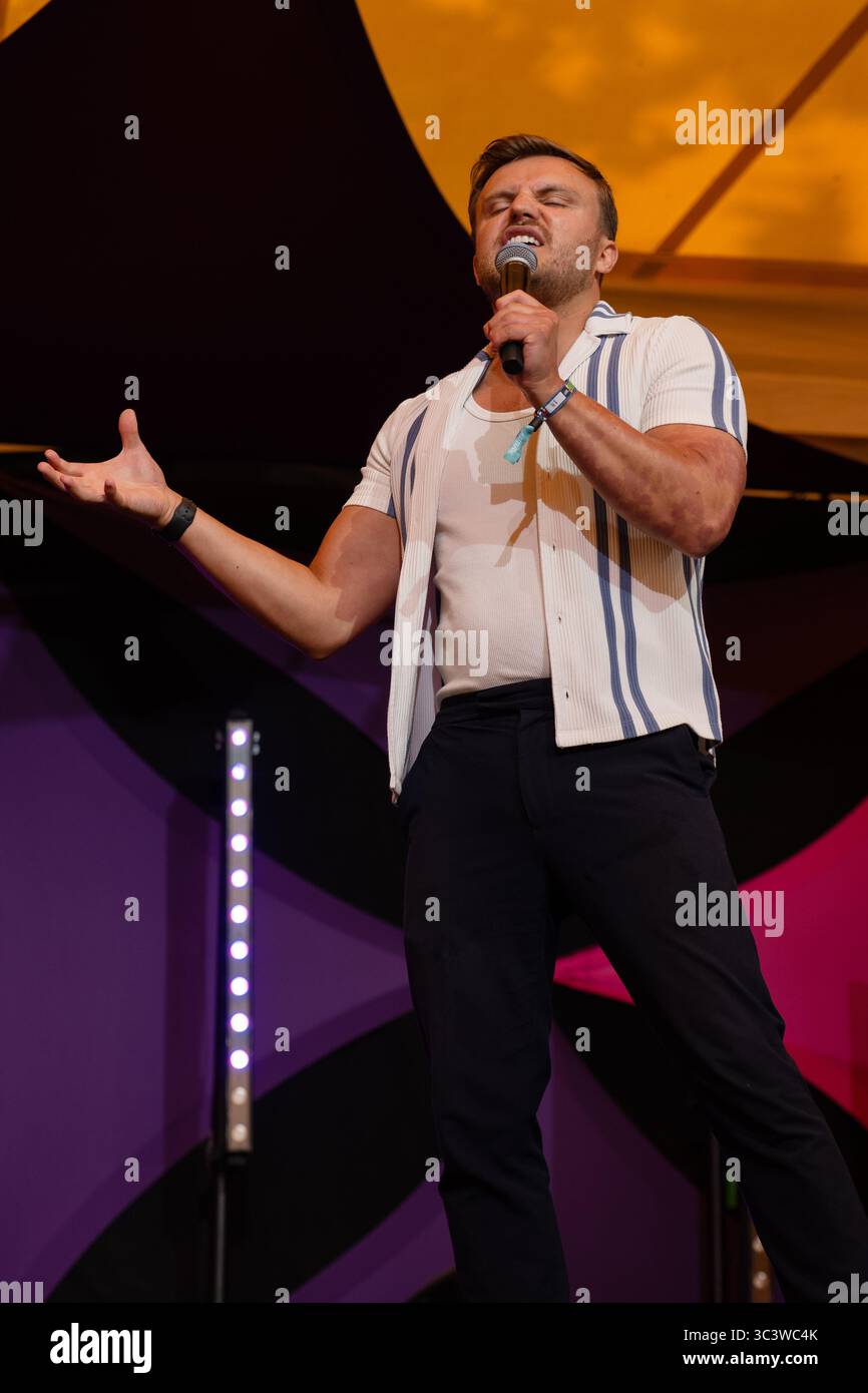 Southwold, UK, 27 July, 2025. Latitude Festival 2025. Pictured left to ...