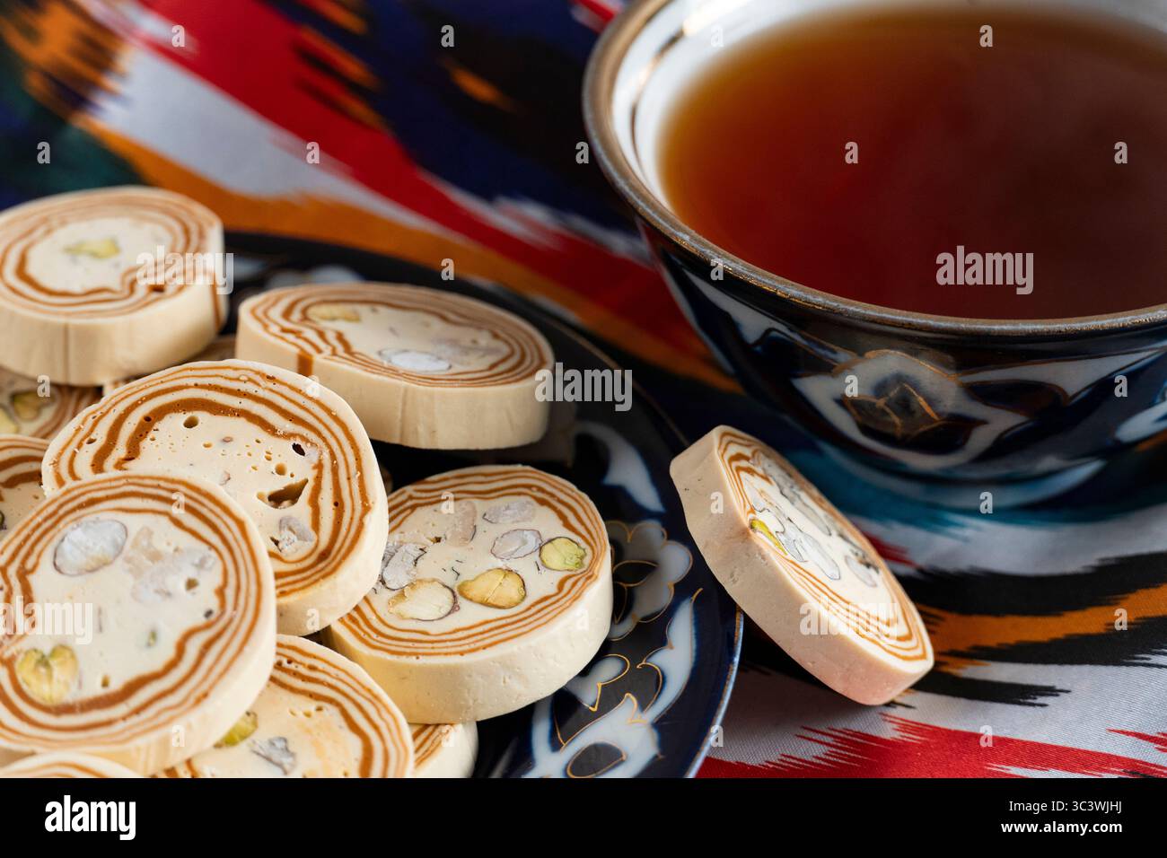 Central asian ceramics hi-res stock photography and images - Alamy