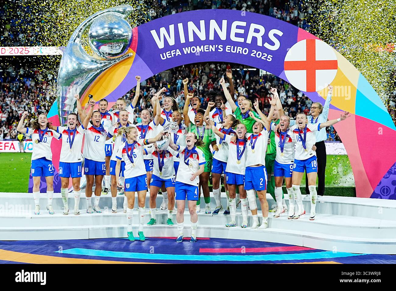 England's leah williamson and keira walsh lift the trophy as they ...