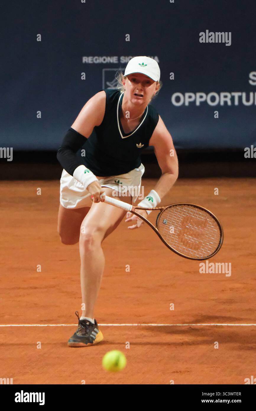 Francesca Jones in action against Anouk Koevermans during the 36th ...