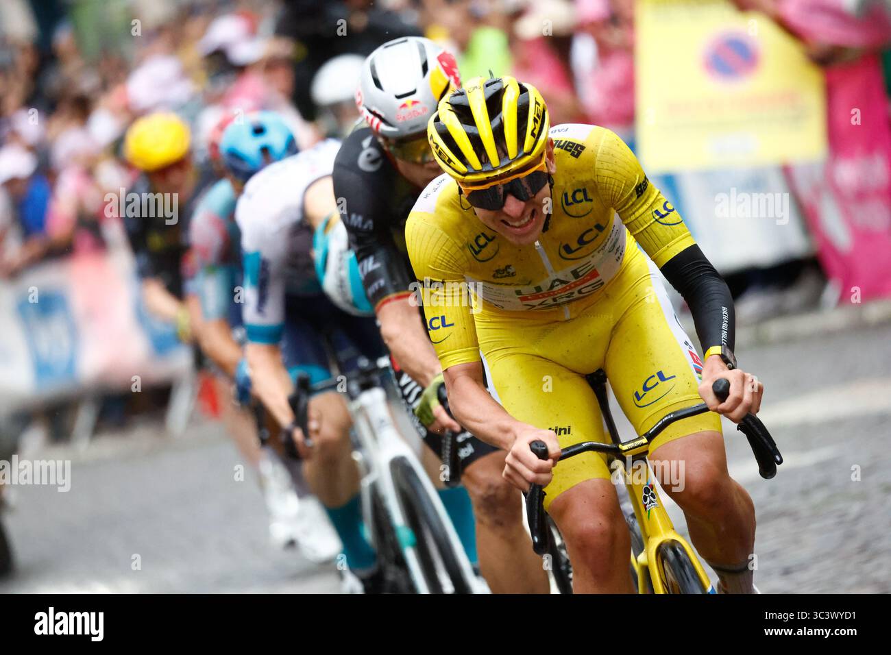 France. 27th July, 2025. Tour de France 2025 Stage 21 Mantes-La-Ville ...