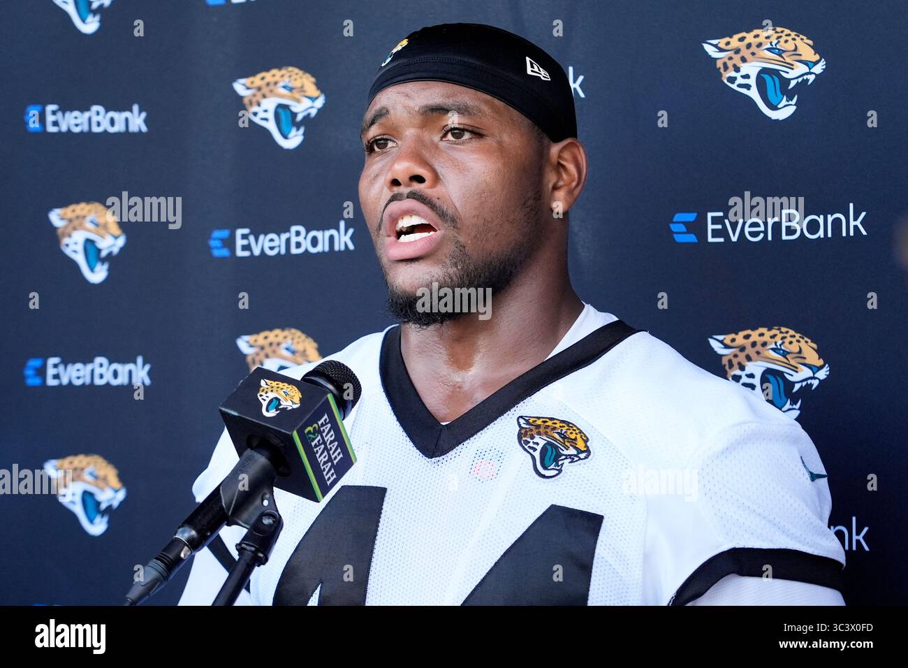 Jacksonville Jaguars defensive end Travon Walker answers questions ...