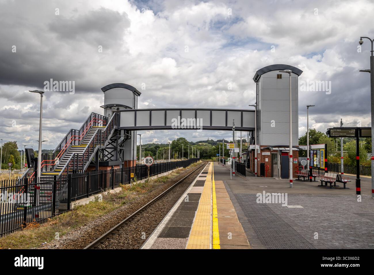 Pontypool and New Inn station showing the new 'Beacon Bridge ...