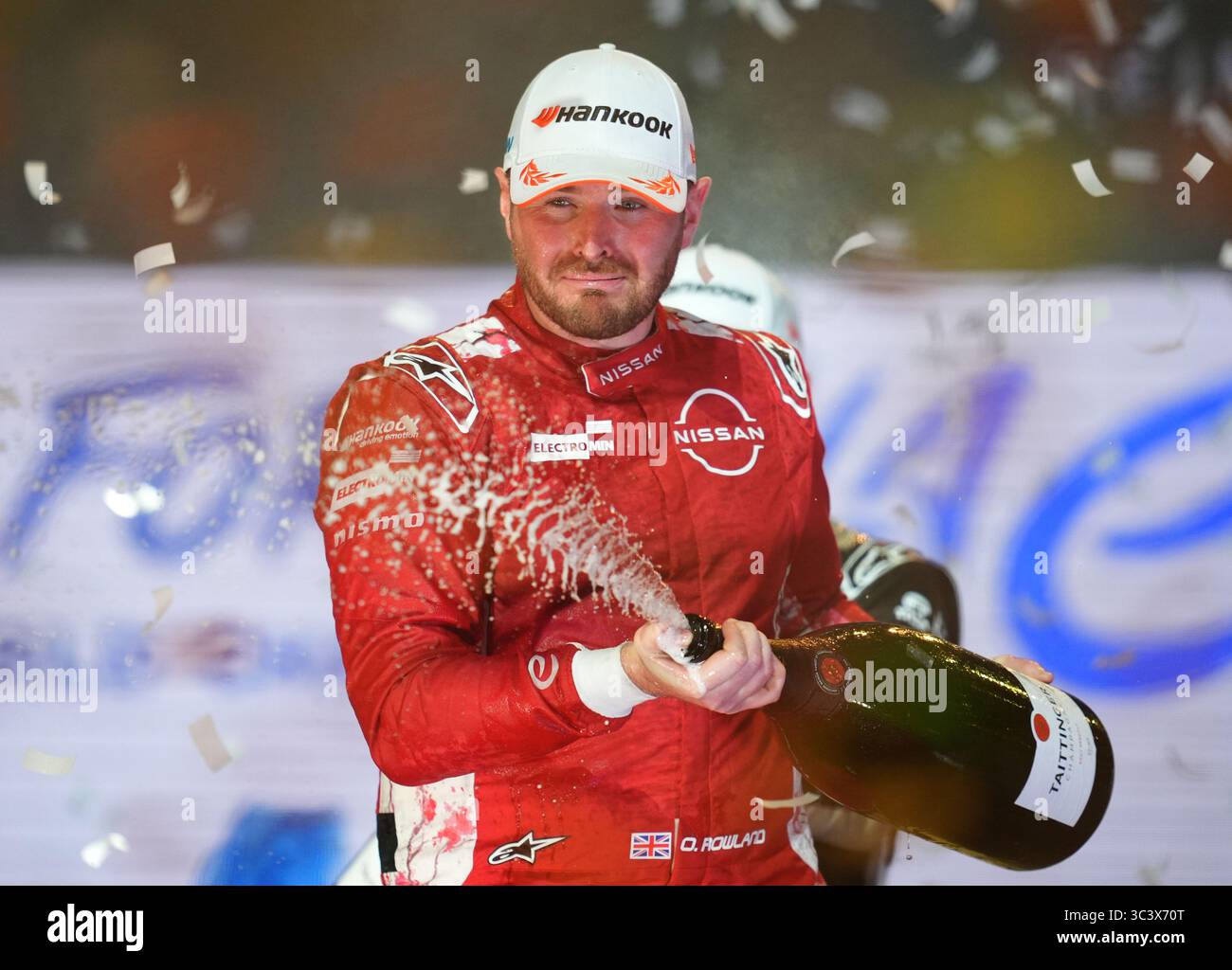Oliver Rowland of Team Nissan celebrates being crowned World Champion ...