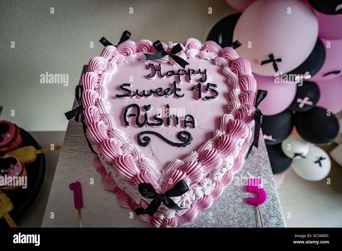 ROTTERDAM - A girl teenager celebrates her 15-year-old birthday with a ...