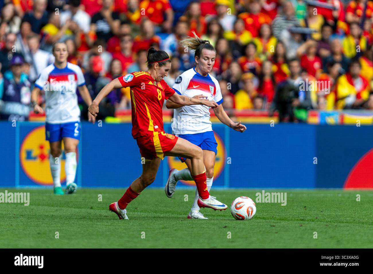 BASEL, SWITZERLAND - JULY 27: Mariona Caldentey of Spain L) battles for ...