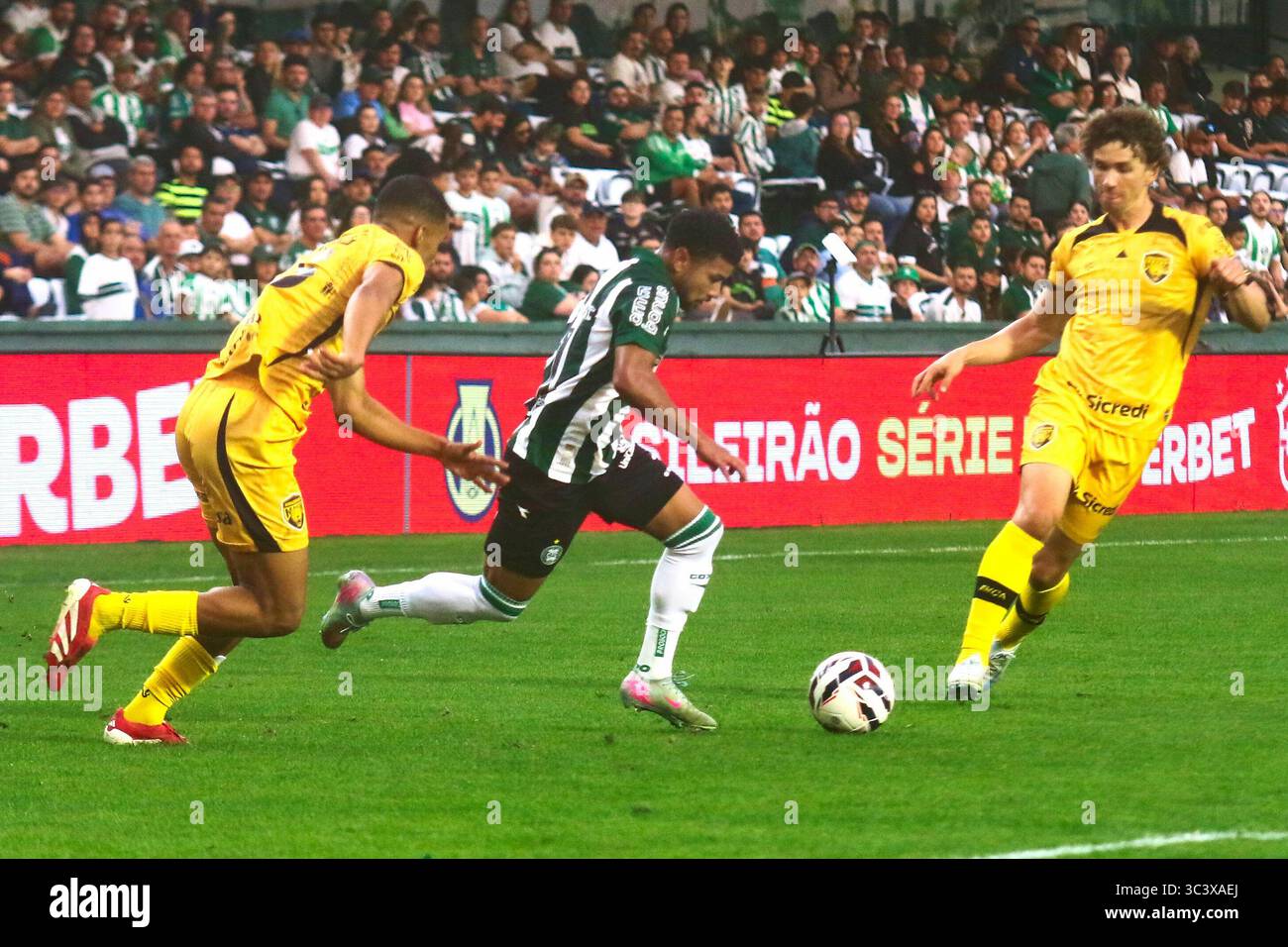 PR - CURITIBA - 07/27/2025 - BRAZILIAN B 2025, CORITIBA x AMAZONAS ...