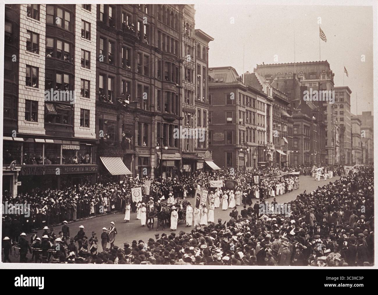 1913 suffrage parade in hi-res stock photography and images - Alamy