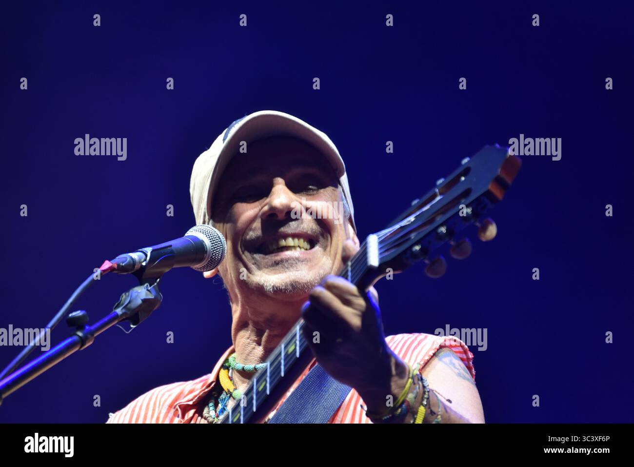 MANU CHAO IN CONCERTO A FIRENZE TOUR ITALIA ESTATE 2025 (by Andrea ...