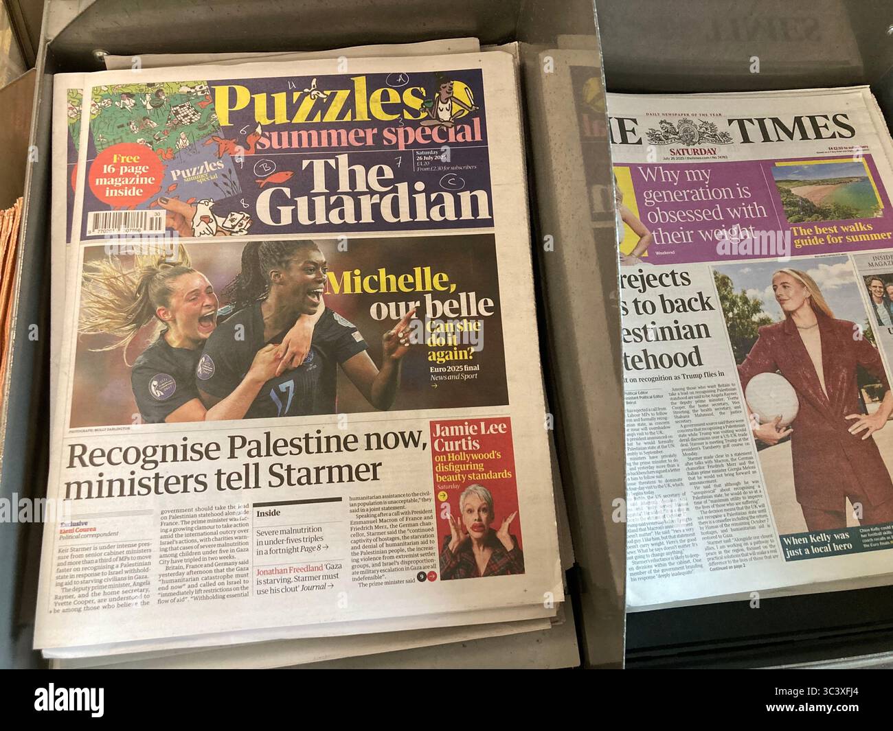 Mary earps euros win hi-res stock photography and images - Alamy